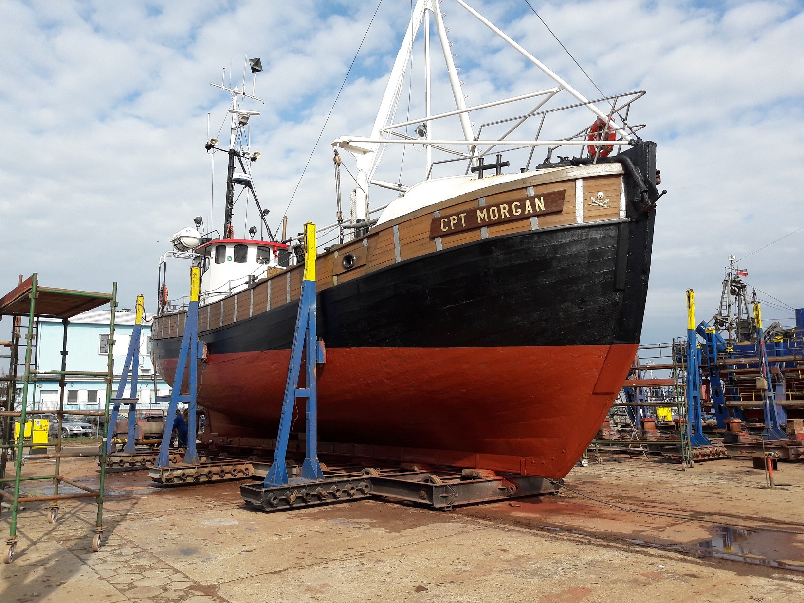 COATING POLAND - Sandblasting | Painting | Anti-corrosion protection